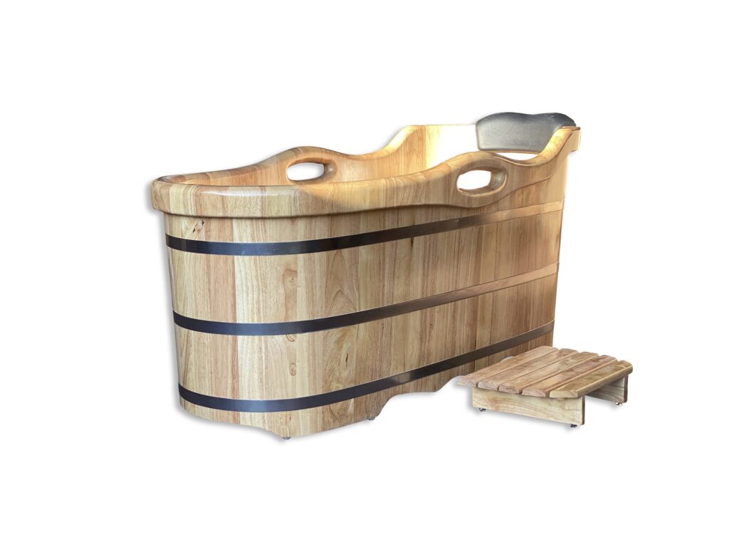 American Red Oak or Thailand Rubberwood Wooden Bath - Shym Saunas