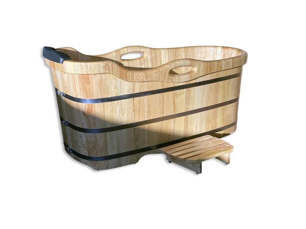 American Red Oak or Thailand Rubberwood Wooden Bath - Shym Saunas