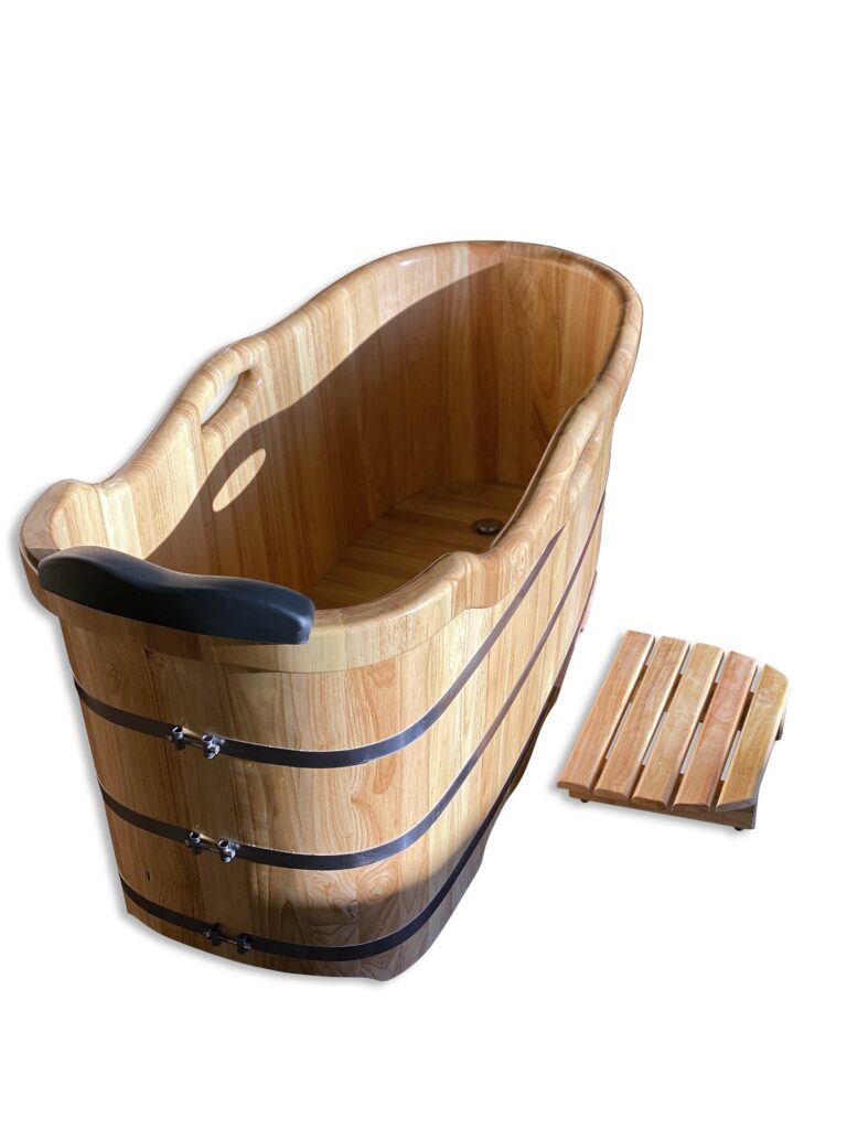 American Red Oak or Thailand Rubberwood Wooden Bath - Shym Saunas