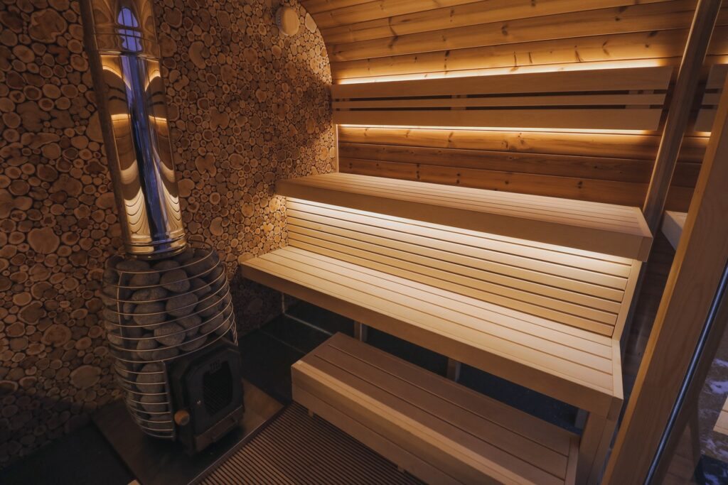 Sauna Heat Lamp Black Round 220-240V 60W w/ Bulb - Shym Saunas